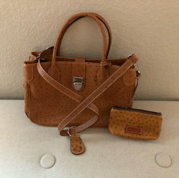 coach and Dooney burk | Bags | Coach Purses And Db Laptop Bag And Purse ...